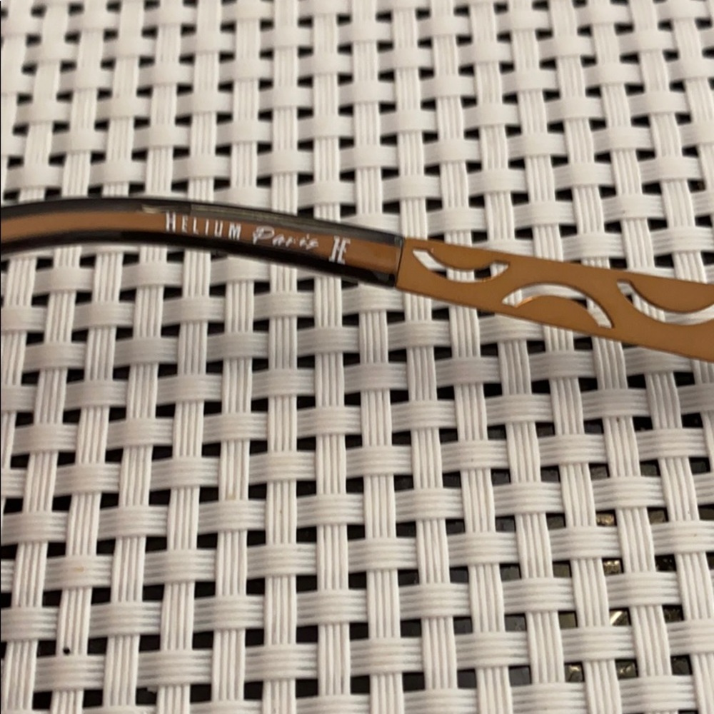 Helium Paris Woman Frame - Gem